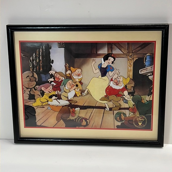 Disney | Art | Snow White Lithograph | Poshmark